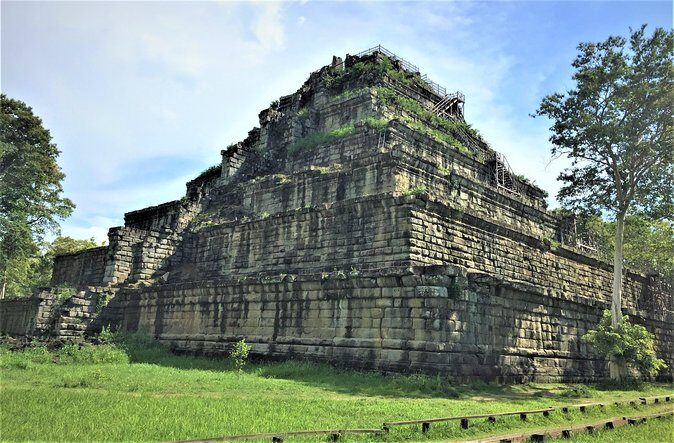 Koh Ker and Beng Mealea full day exploration by Jion-in Tour - Introduction: Unveiling Cambodia’s Hidden Temples