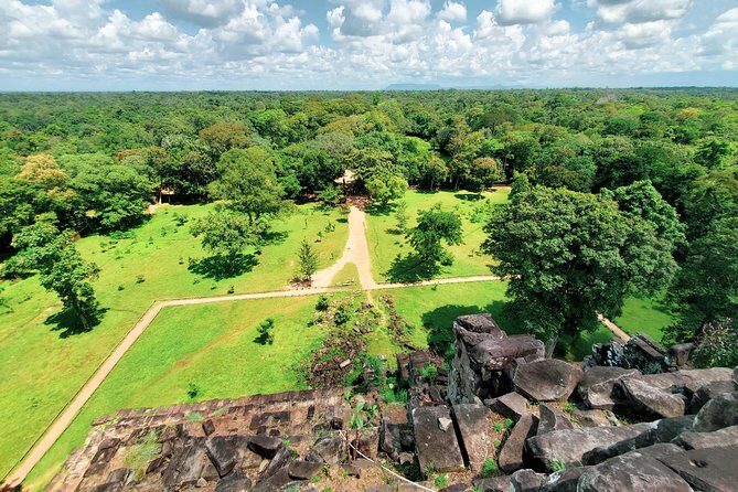 Koh Ker & Beng Mealea Tour - An In-Depth Look at What You’ll Experience