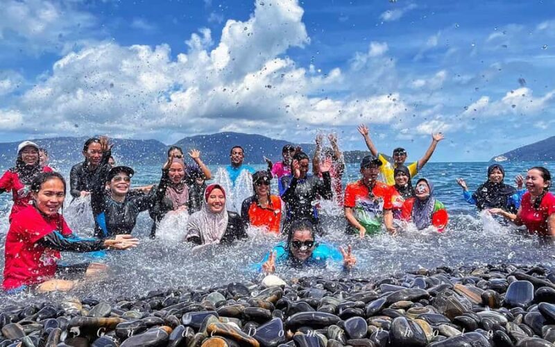 Koh Lipe: Private Boat Ride with 7 Top Snorkeling Spots - The Return Journey & Reflection