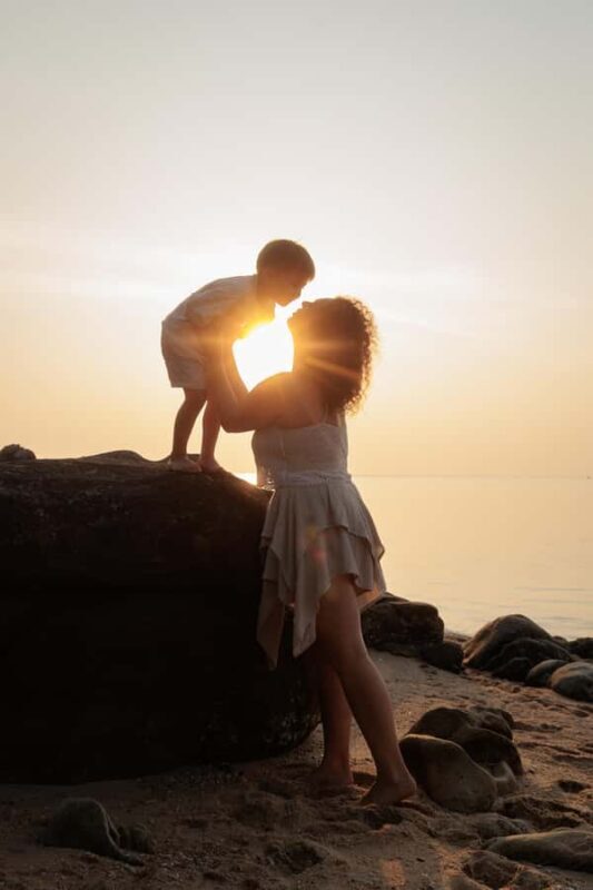 Koh Phangan: Family Photoshoot with 100 Photos - An In-Depth Look at Your Koh Phangan Family Photoshoot Experience