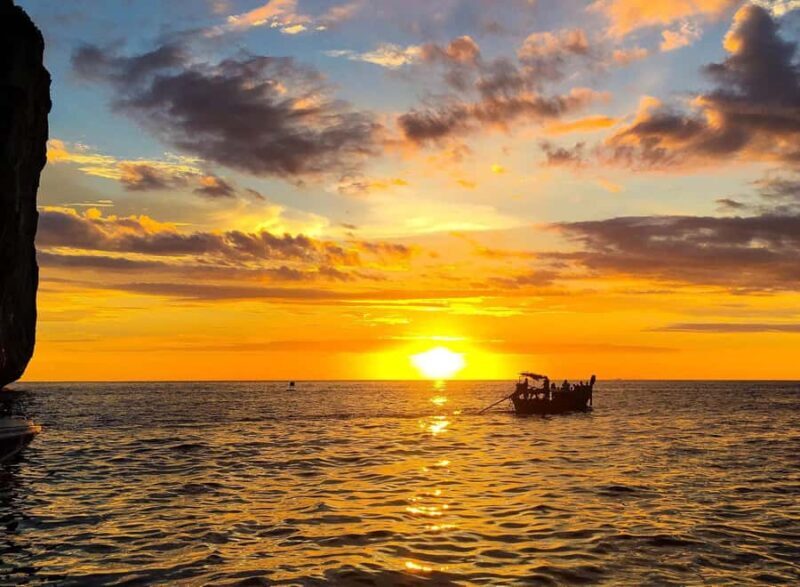 Koh Phi Phi: One-Day Maya Bay, Bamboo & Sunset by Speedboat - The Sum Up