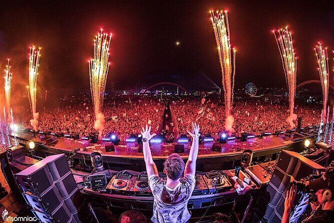 Koh Samui Chaweng Beach Nightlife Walking Tour - Exploring the Koh Samui Chaweng Beach Nightlife Walking Tour