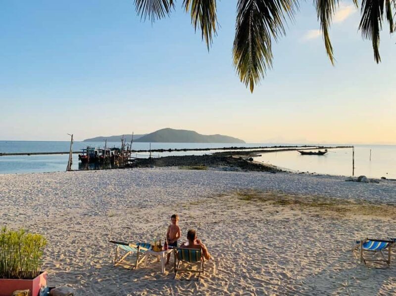 Koh Samui: Sunset Pig Island and Snorkeling Koh Tan w/Dinner - The Experience for Different Travelers