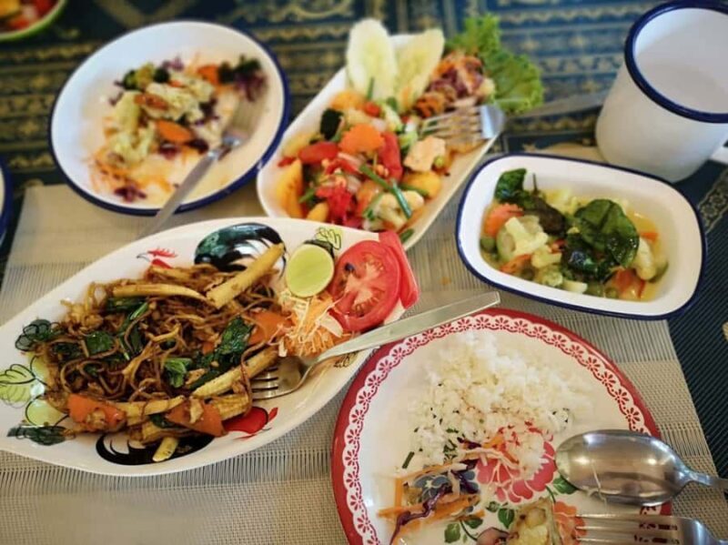 Koh Samui: Thai Cooking Class with Local Market Tour - Key Points