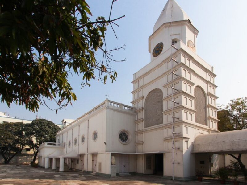 Kolkata Church Walk: Convergence of Different Faiths - Practical Details and Tips