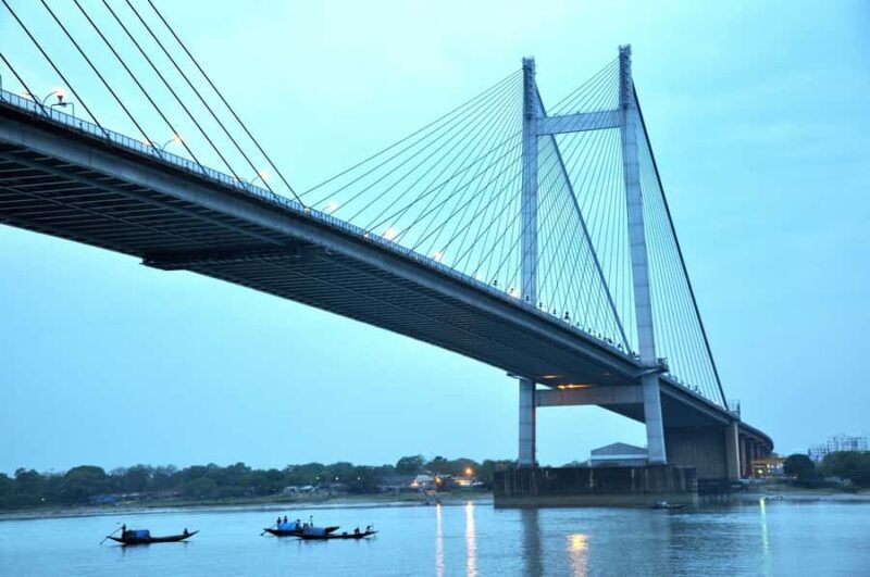 Kolkata: City Highlights Day Trip with a Local Guide - Key Points