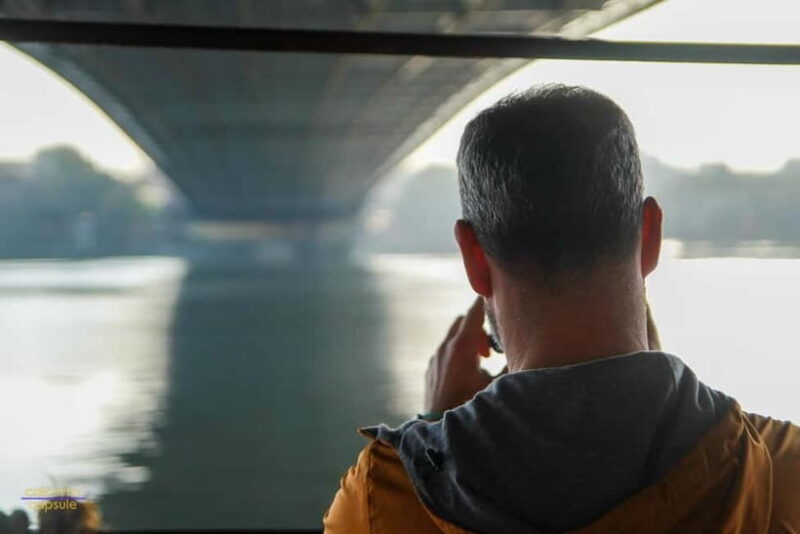 Kolkata: Magic Hour Tour with Breakfast - Use of Local Transport