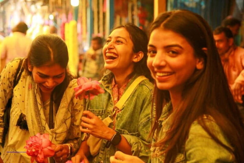 Kolkata: Magic Hour Tour with Breakfast - Stories, Photography, and Genuine Connection