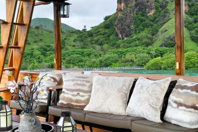 Komodo: Full-Day Sailing Trip by New Luxury Phinisi - How It Compares to Other Options