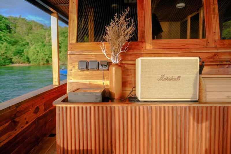 Komodo: Full-Day Sailing Trip by New Luxury Phinisi - The Sum Up