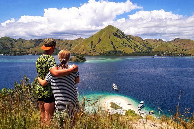Komodo Tour 3D/2N Live on Board -Join Group Category-Share Cabin - Key Points