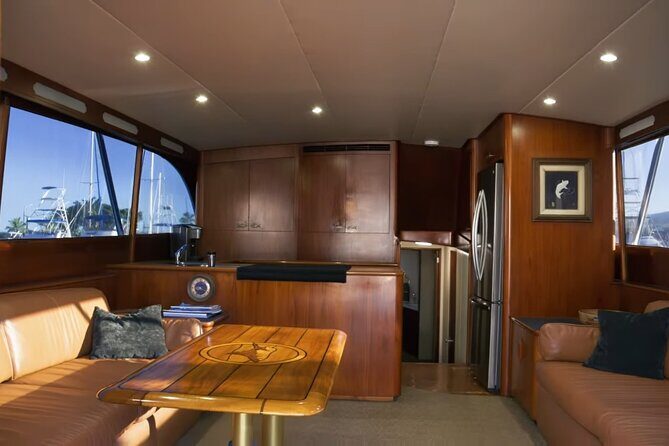 Kona Hawaii Deep Sea Luxury Fishing Trip on Bite Me 5 - The Experience: What to Expect on Your Kona Deep Sea Fishing Trip