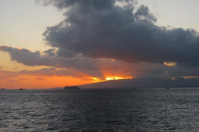 Kona-Kohala Coast Sunset Sail by Catamaran - Food, Beverages, and Extras