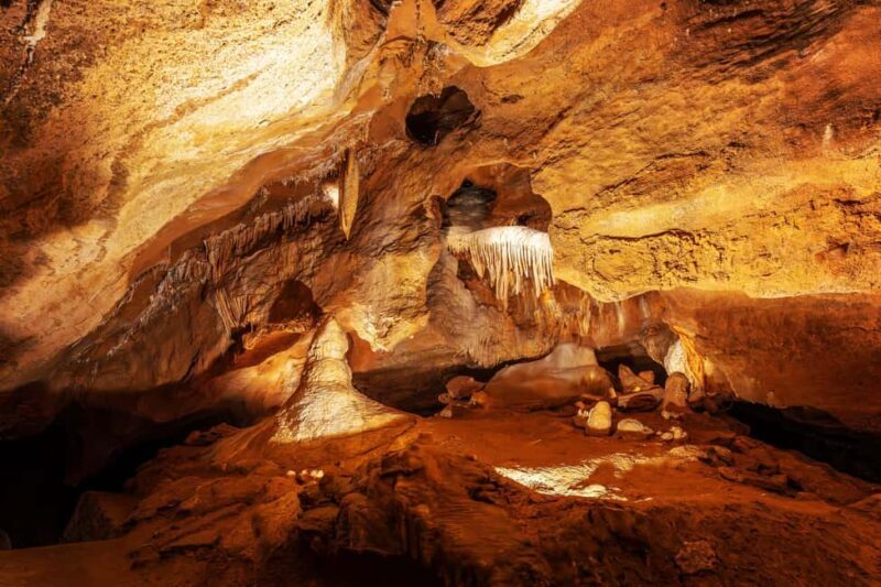 Konprusy Caves, Karltejn Castle & Czech Grand Canyon - Key Points