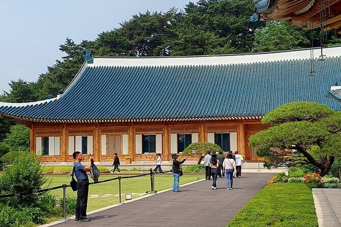 Korean barbecue & Seoul's night life experience - Practical Details and Considerations