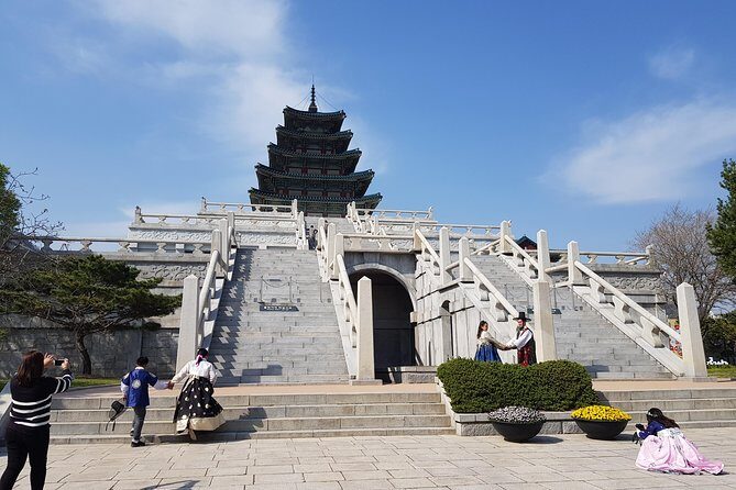 Korean Palace and Temple Tour in Seoul: Gyeongbokgung Palace and Jogyesa Temple - The Sum Up
