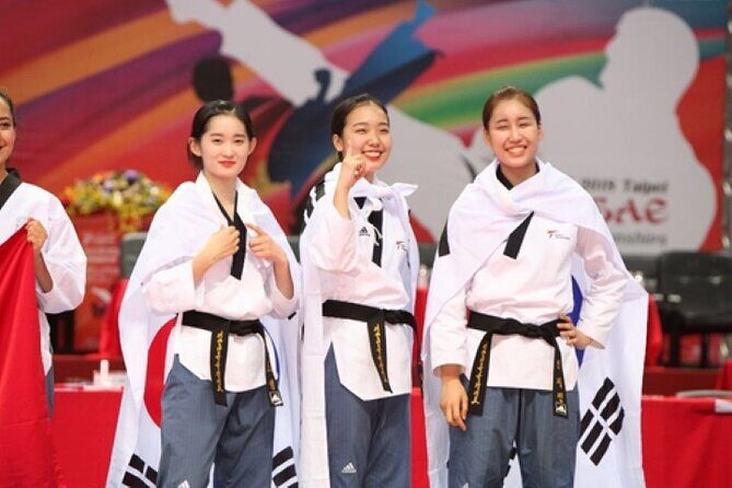 Korean Traditional Taekwondo Class in Gangnam - Key Points