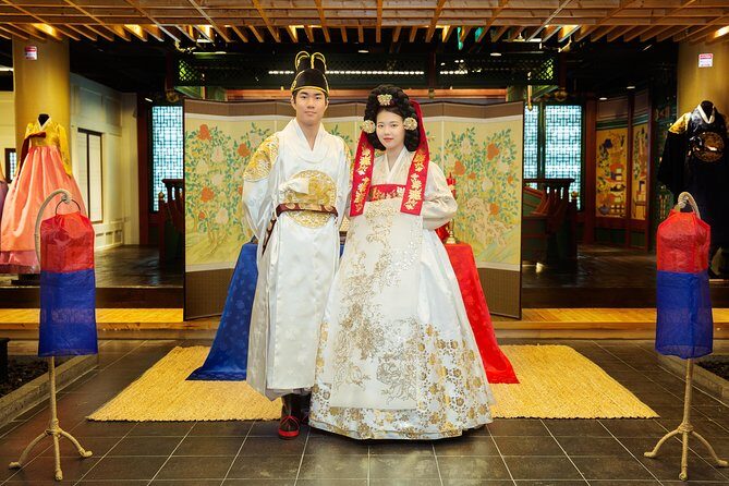 Korean traditional Wedding_MI - A Close Look at the Experience: What to Expect
