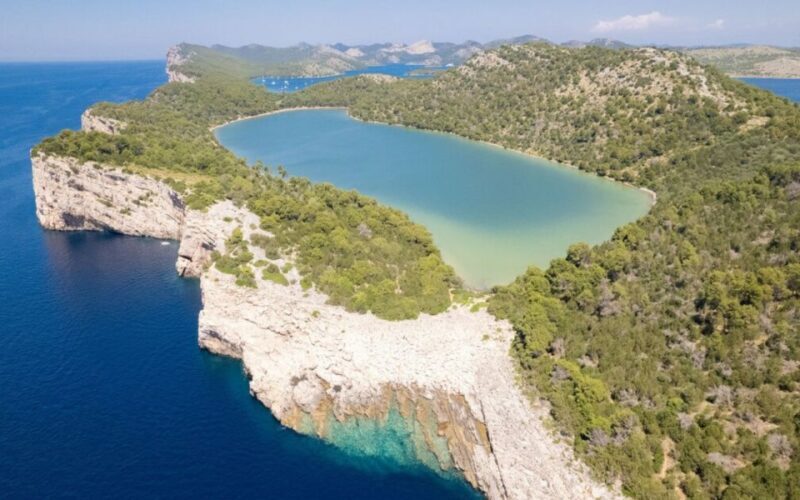Kornati National Park Telascica & Beach Lojena Tour by Boat - Who Should Consider This Tour?