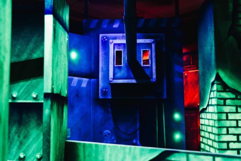 Kortrijk: Ultimate Laser Tag Experience  3 Games + Drink - Value for Money