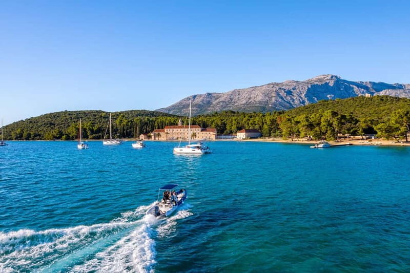 Korula: Shipwreck & Hidden Gems Private Speedboat Tour - Snorkeling Around the Shipwreck