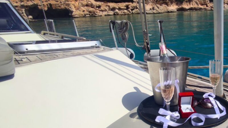 Kos: Private - Full-Day Sailing with Meal, Drinks, Swim - Key Points