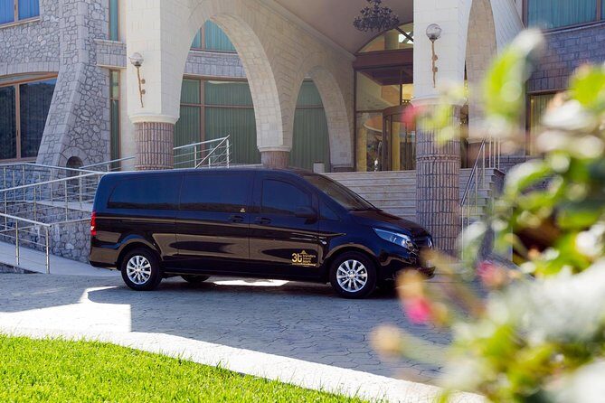 Kosta(Spetses)-To Athens Airport - Private Minivan up to 7 pax - The Pickup and Meeting Process