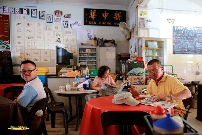 Kota Kinabalu: City Tour 7 Must-See Highlights Led by Guide - Stop 5: Anjung Kinabalu Market