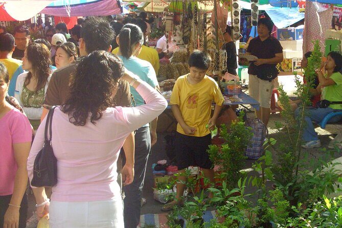 Kota Kinabalu: City Tour 7 Must-See Highlights Led by Guide - Final Stop: Gaya Street