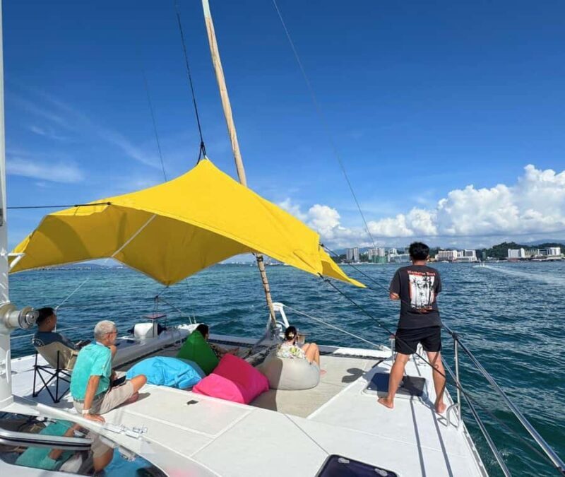 Kota Kinabalu: Snorkle from Catamaran with Meal & Activities - What Makes This Tour Stand Out?