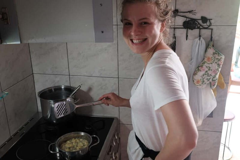 Kotor: Cooking class in a local home & old town walking tour - Key Points