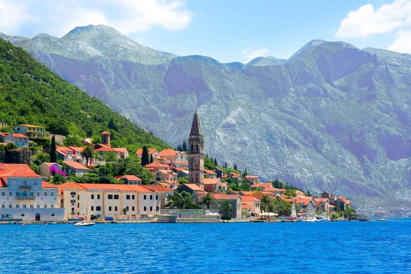 Kotor: Guided Speedboat & Old Town Walking Tour - Exploring Kotor’s Old Town