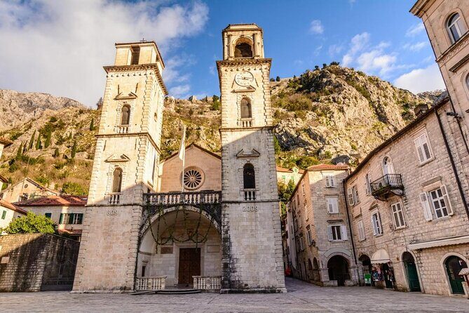Kotor private cooking class with lunch and Old town guided tour - Key Points