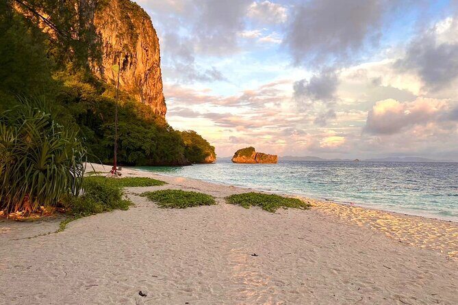 Krabi 7 Islands Sunset Tour with Bioluminescent Plankton + BBQ - Key Points