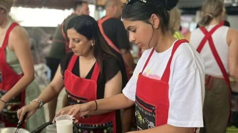 Krabi: Authentic Thai Cooking Class & Local Market Tour - The Role of the Guides and Group Size