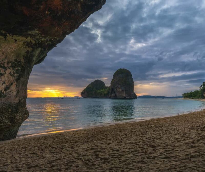 Krabi: Bioluminescent Plankton, 7 Islands sunset Tour & BBQ - The BBQ Dinner and Overall Value