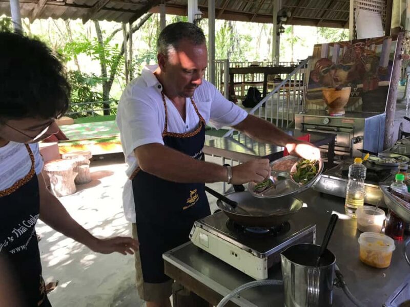Krabi: Evening Thai Cooking Class at Ya's Cookery - Why Travelers Love This Experience