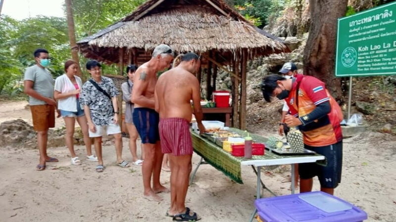 Krabi: Hong Island Longtail Boat & Kayak Tour w Buffet Lunch - FAQ