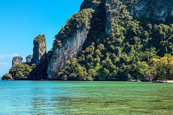 Krabi Hong Island Tour by Speedboat: Lagoon & Viewpoint - Who Will Love This Tour?