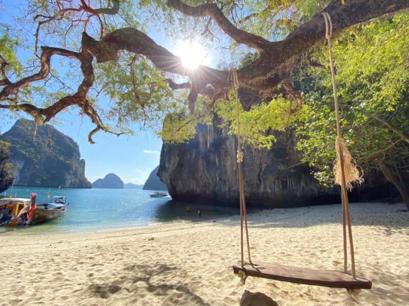 Krabi: Hong Islands Early Bird Tour with Breakfast - Key Points
