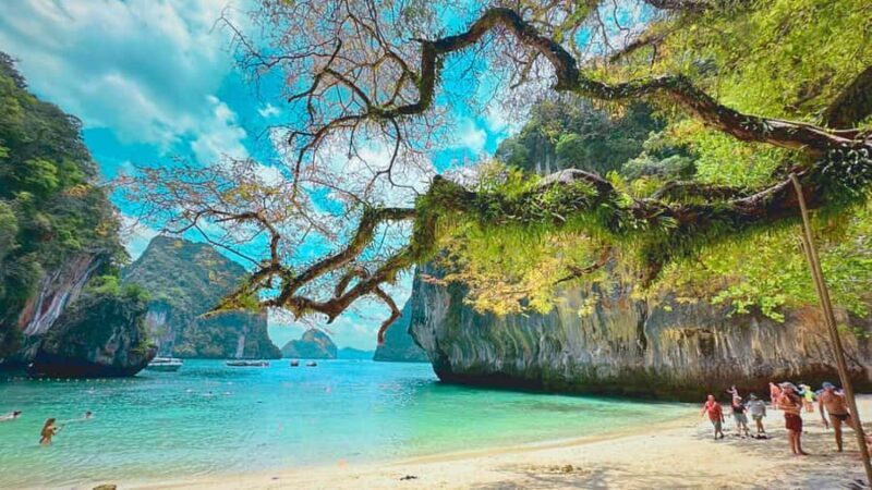 Krabi: Hong Islands Luxury Cruise on Vintage Wooden Boat - Who Will Love This Tour?