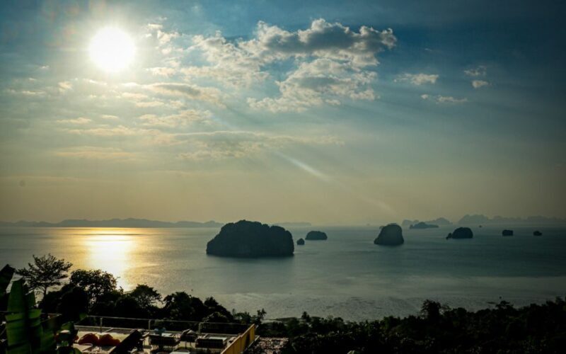 Krabi: Kayaking Ao Thalane and Khaothong Hill Café - Why This Tour Offers Good Value