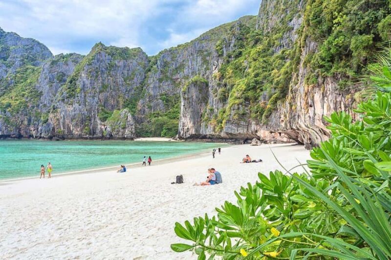 Krabi: Phi Phi Islands Day Trip by Speedboat & Buffet Lunch - Key Points