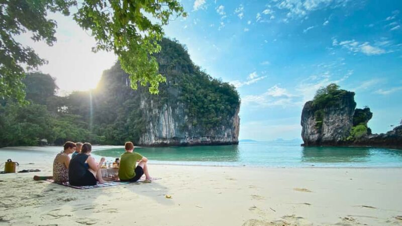 Krabi: Private Luxury Boat to Hong Islands Sunrise & Picnic - Lading Island: A Secluded Paradise