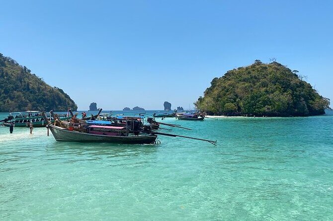 Krabi Tour: 4 Islands Day Tour by Speedboat/Longtail Boat - Transportation and Group Dynamics