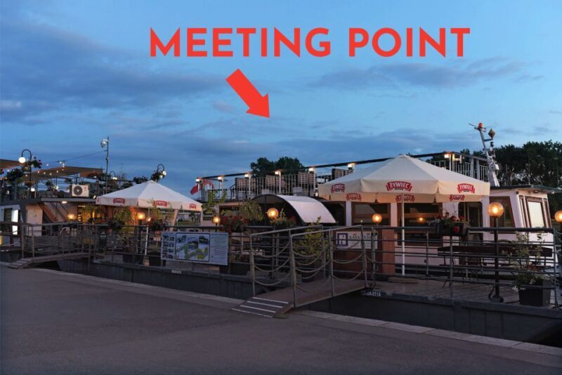 Krakow: 1-Hour Evening Vistula River Cruise - The Experience on Board