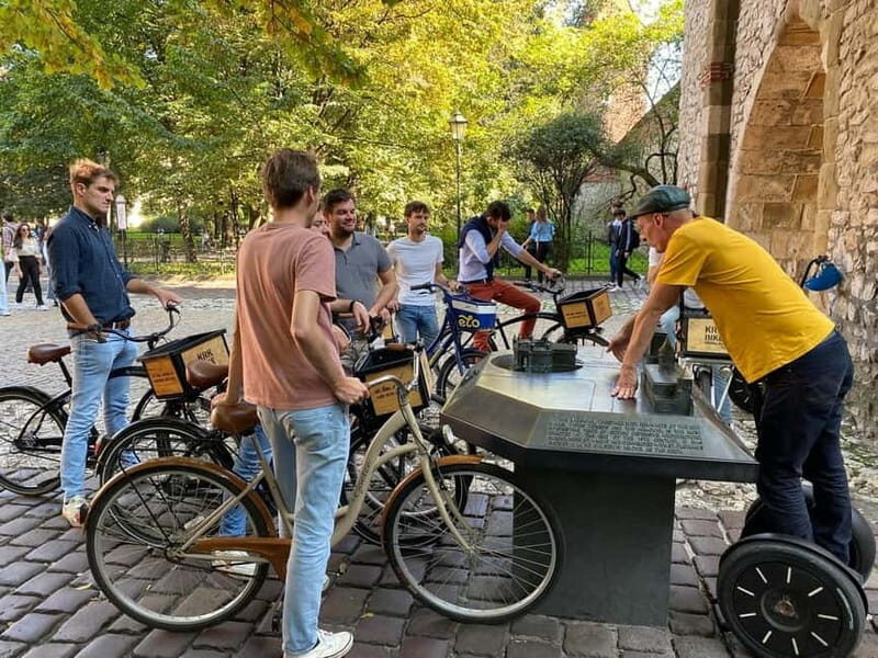 Krakow: 4h Old Town, Jewish Quarter and Getto Bike tour - Key Points