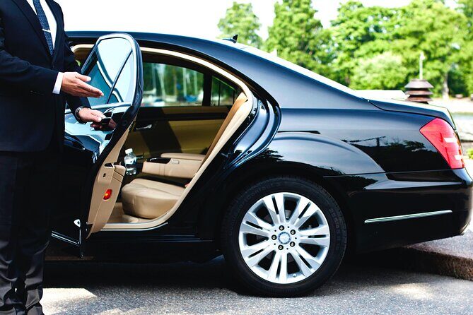 Krakow Airport  City Center or back- Private Transfer - Key Points