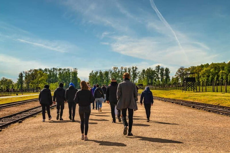 Krakow: Auschwitz-Birkenau Tour with Transport + shuttle bus - Key Points