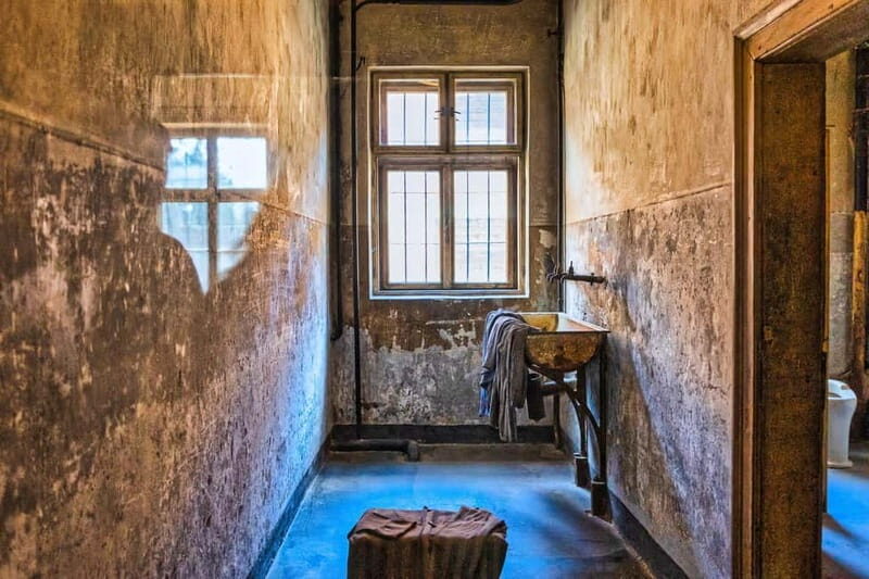 Krakow: Auschwitz-Birkenau Tour With Transport - Final Thoughts: Is This Tour Right for You?